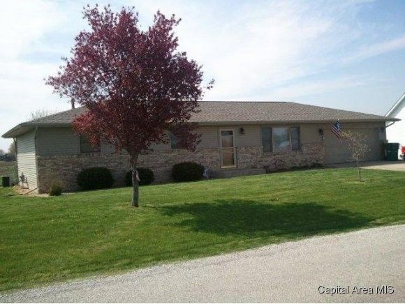 1319 N 4th St, Pawnee, IL 62558 - See Est. Value, Schools & More