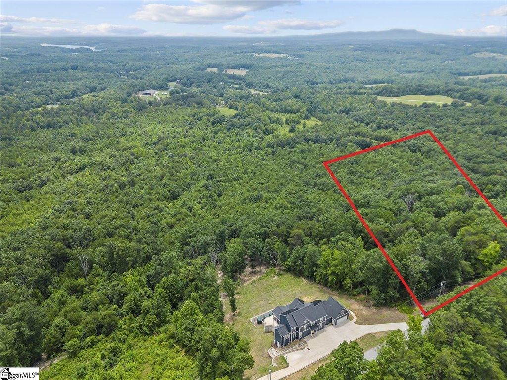 Packs Mountain Ridge Rd, Taylors, SC 29687 - See Est. Value, Schools & More