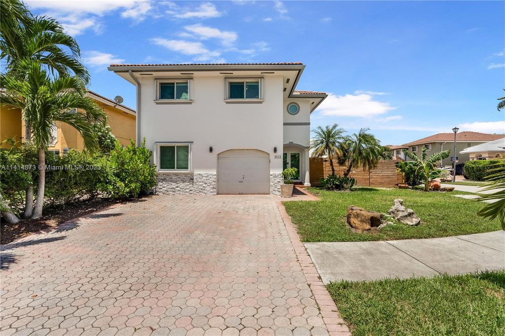4032 SW 153rd Ct, Miami, FL 33185 - See Est. Value, Schools & More