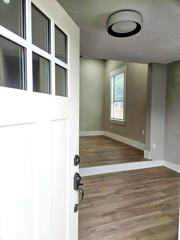 1206 E Carson St #1, San Antonio, TX 78208 - See Est. Value, Schools & More