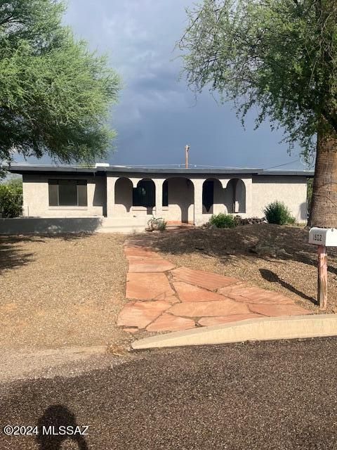 1502 S Treat Ave, Tucson, AZ 85713 | MLS# 22417554 | Trulia