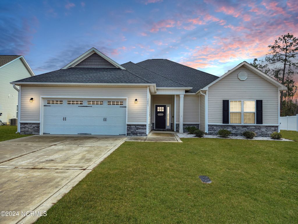 1003 Spot Circle, New Bern, NC 28562 - See Est. Value, Schools & More