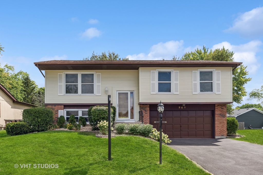 965 Pheasant Ridge Dr, Lake Zurich, IL 60047 - See Est. Value, Schools ...