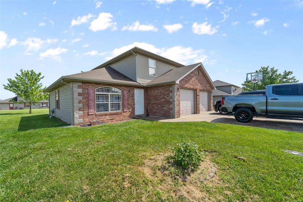 601 Pinto Pony Dr #A & B, Ashland, MO 65010 - See Est. Value, Schools ...