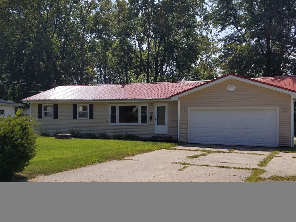 1483 W Greendell Dr, Decatur, IL 62526 - See Est. Value, Schools & More