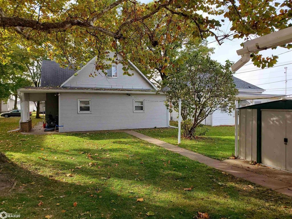 106 Ballard St, West Burlington, IA 52655 | Trulia