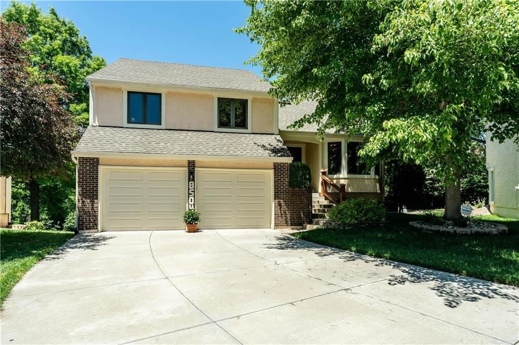 8504 Westgate Dr, Lenexa, KS 66215 - See Est. Value, Schools & More