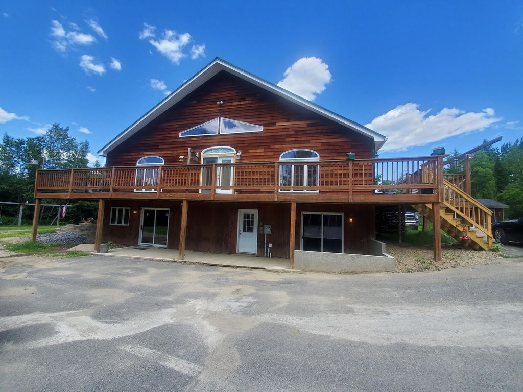 35 Raymonds Way, Jay, ME 04239 - See Est. Value, Schools & More