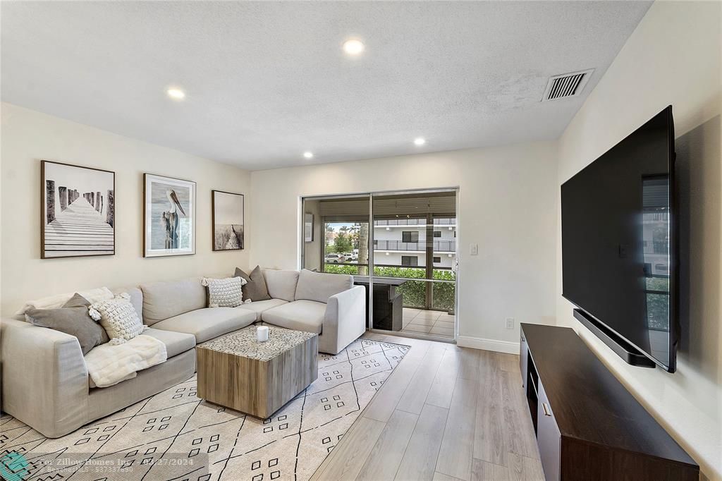 40 SE 13th St UNIT B1, Boca Raton, FL 33432 | MLS# F10430781 | Trulia