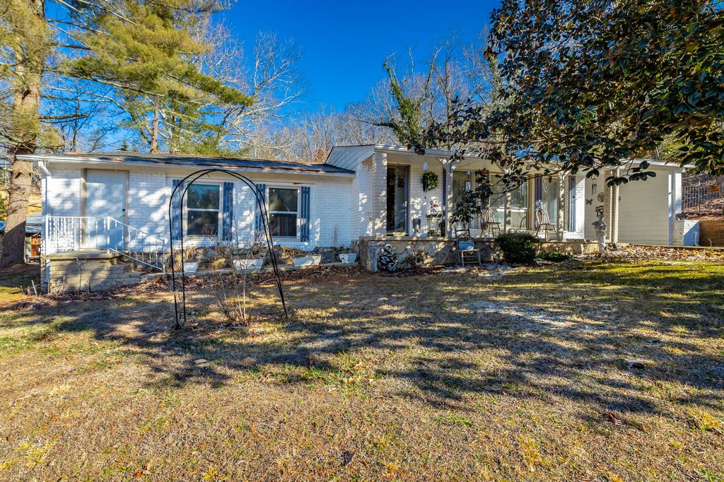 443 Dailey Hill Rd, Ringgold, GA 30736 - See Est. Value, Schools & More