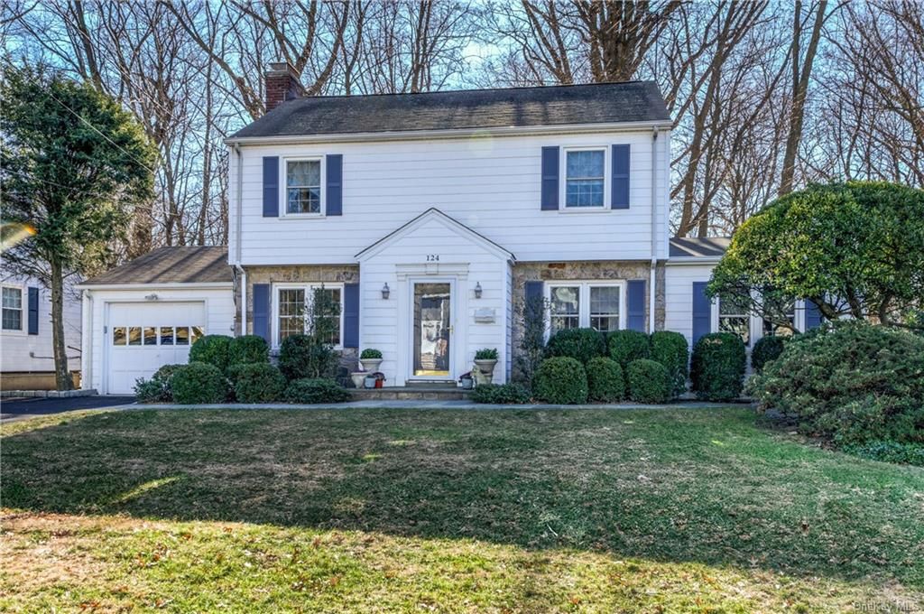 124 Norman Road, New Rochelle, NY 10804 - See Est. Value, Schools & More