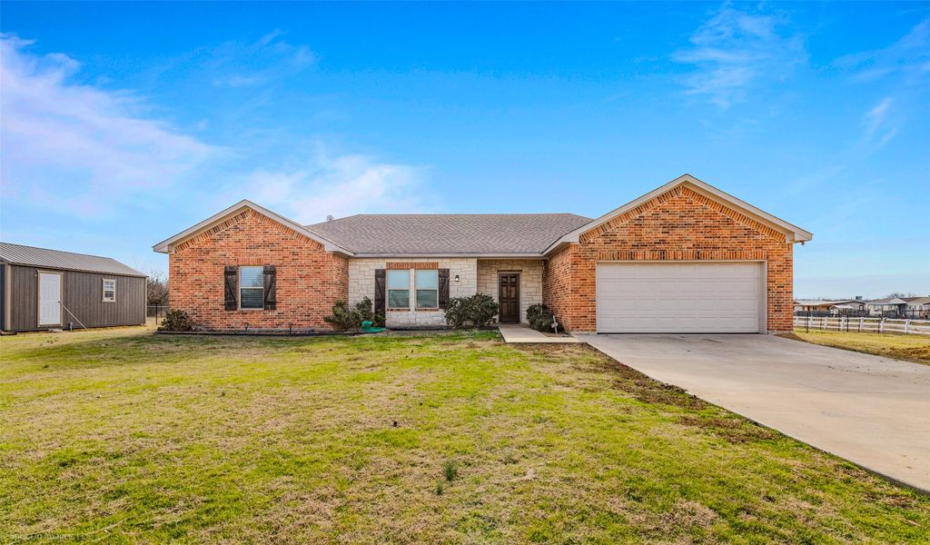 15000 Saddle Ridge Cir, Terrell, TX 75160 - See Est. Value, Schools & More