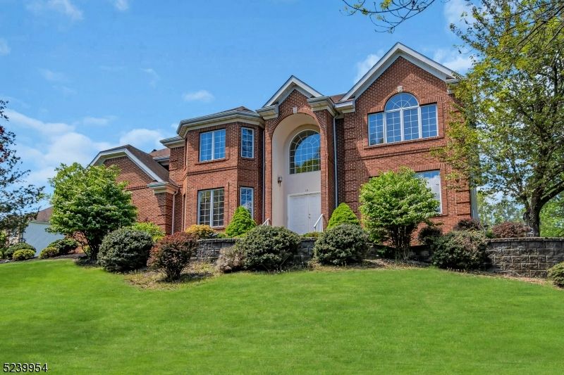 15 Green Mountain Dr, Basking Ridge, NJ 07920 - See Est. Value, Schools ...