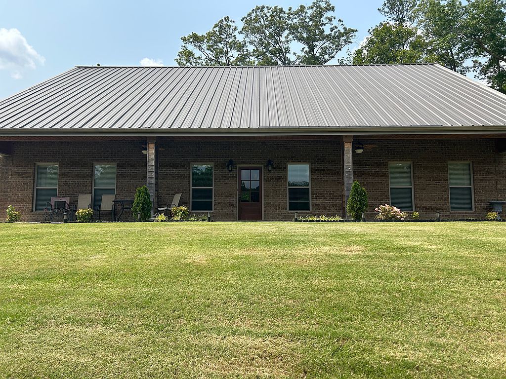 1106 County Road 1498, Tupelo, MS 38804 - See Est. Value, Schools & More