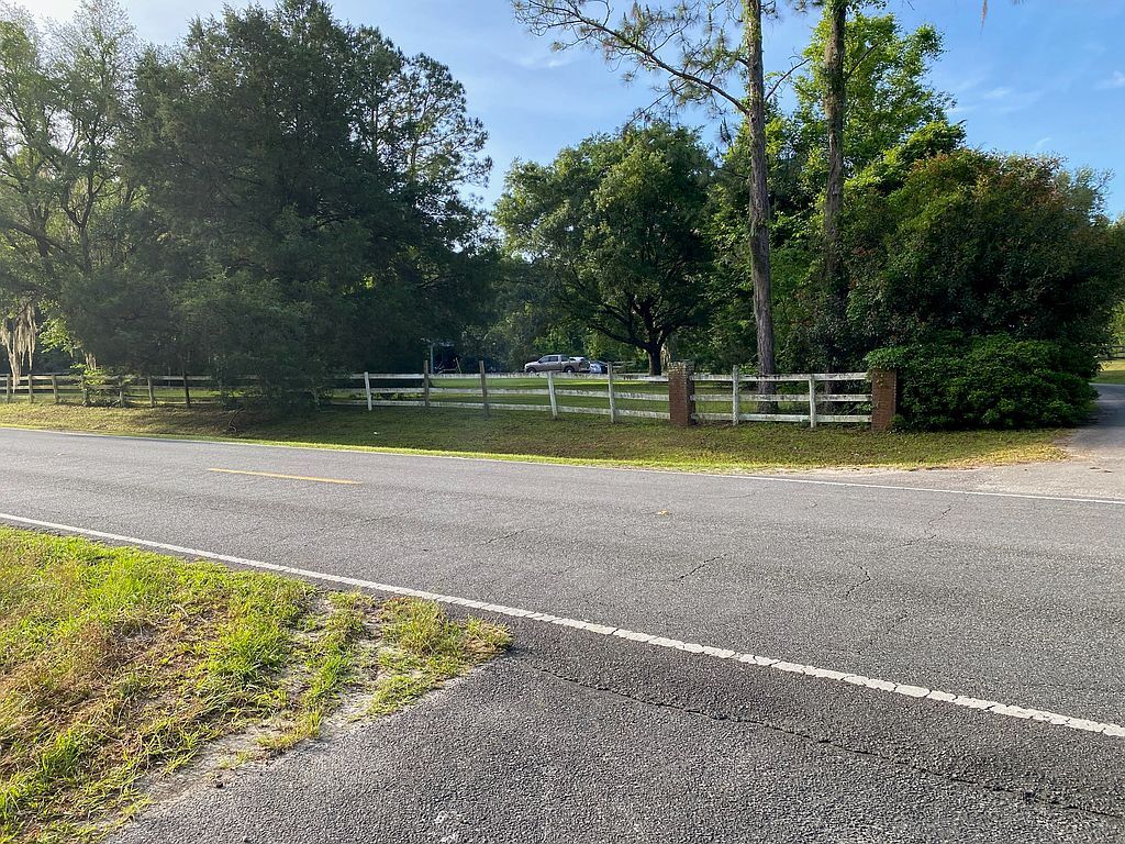 5116 SW County Road 18, Fort White, FL 32038 - See Est. Value, Schools ...