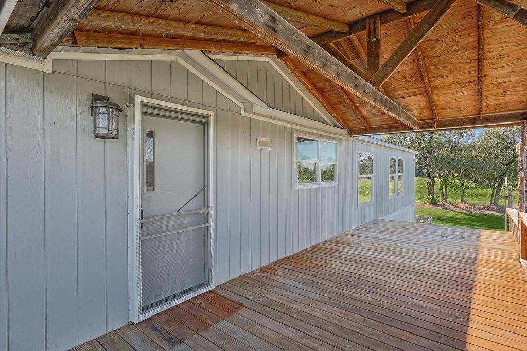 173 County Road 4764, Boyd, TX 76023 - See Est. Value, Schools & More