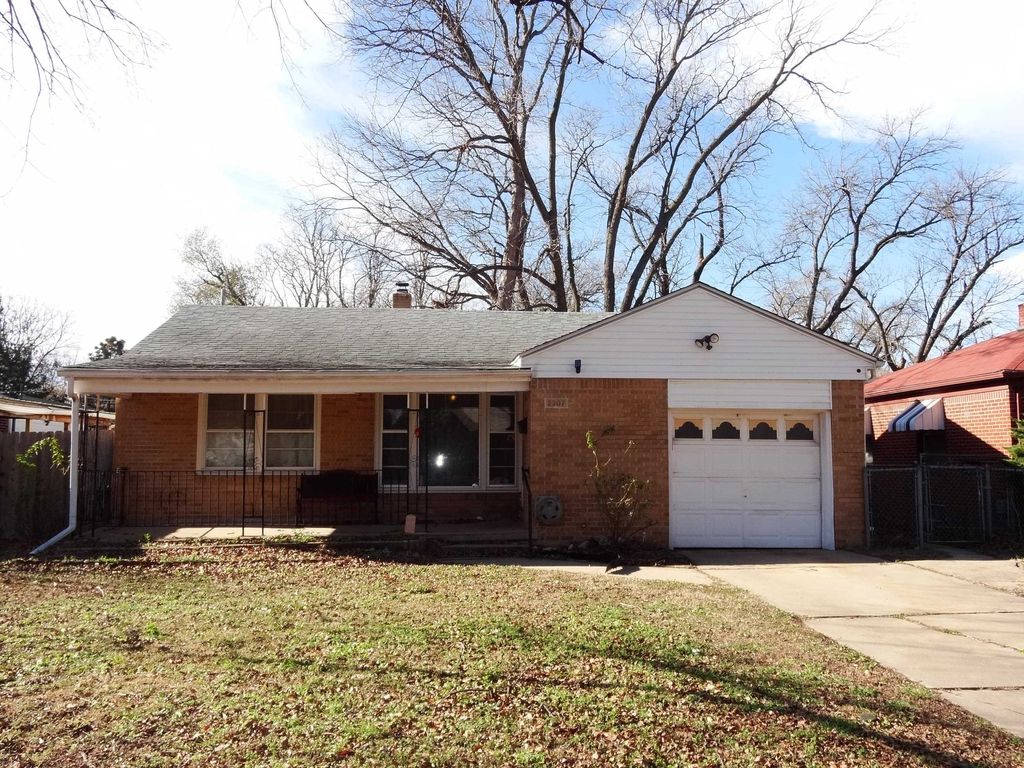 2307 S Erie St, Wichita, KS 67211 | MLS# 665514 | Trulia