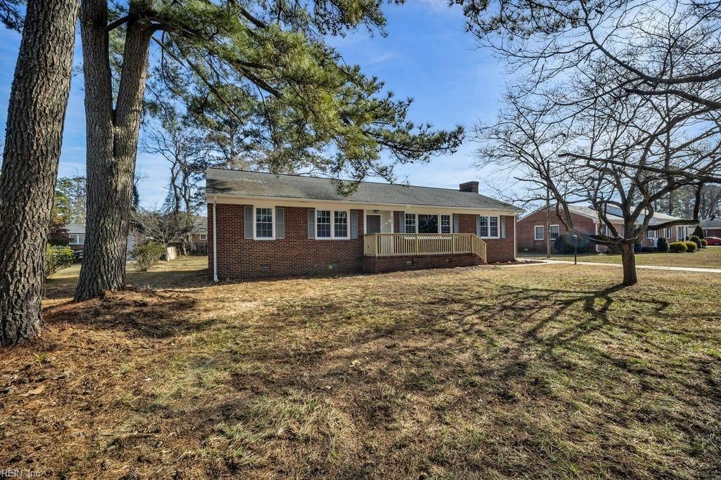302 Jordan Dr, Smithfield, VA 23430 - See Est. Value, Schools & More