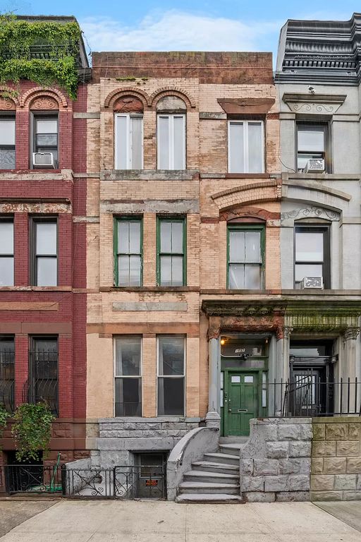 102 E 101st St, New York, NY 10029 | Trulia