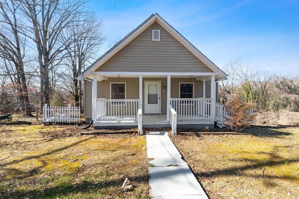 130 Church St, Brookneal, VA 24528 | MLS# 350786 | Trulia