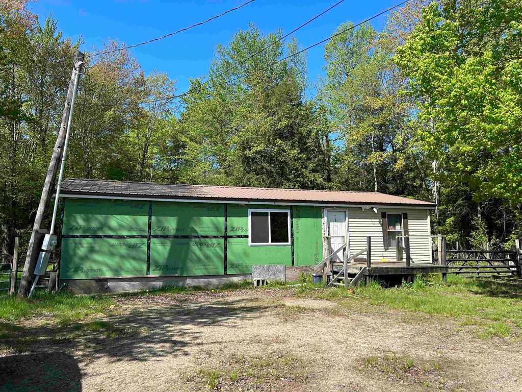 217 Warwick Road, Winchester, NH 03470 - See Est. Value, Schools & More