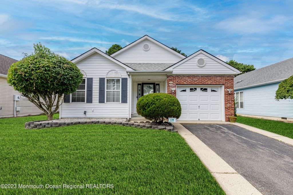 97 Nostrand Drive, Toms River, NJ 08757 - See Est. Value, Schools & More