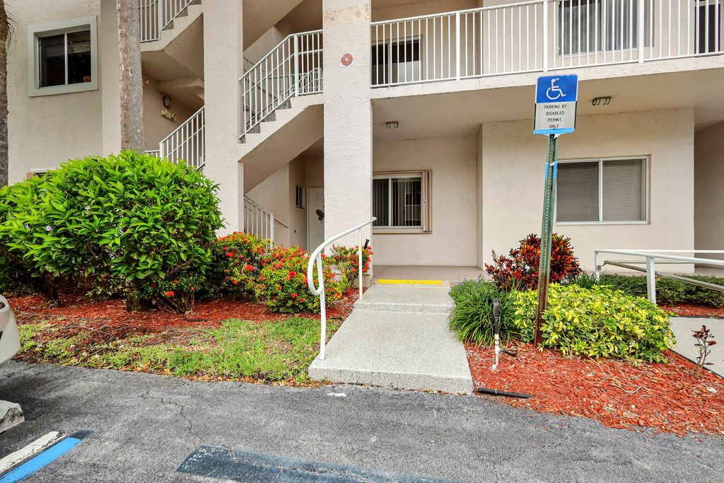 5016 Rose Hill Dr #2101, Boynton Beach, FL 33437 | MLS# RX-10940098 ...