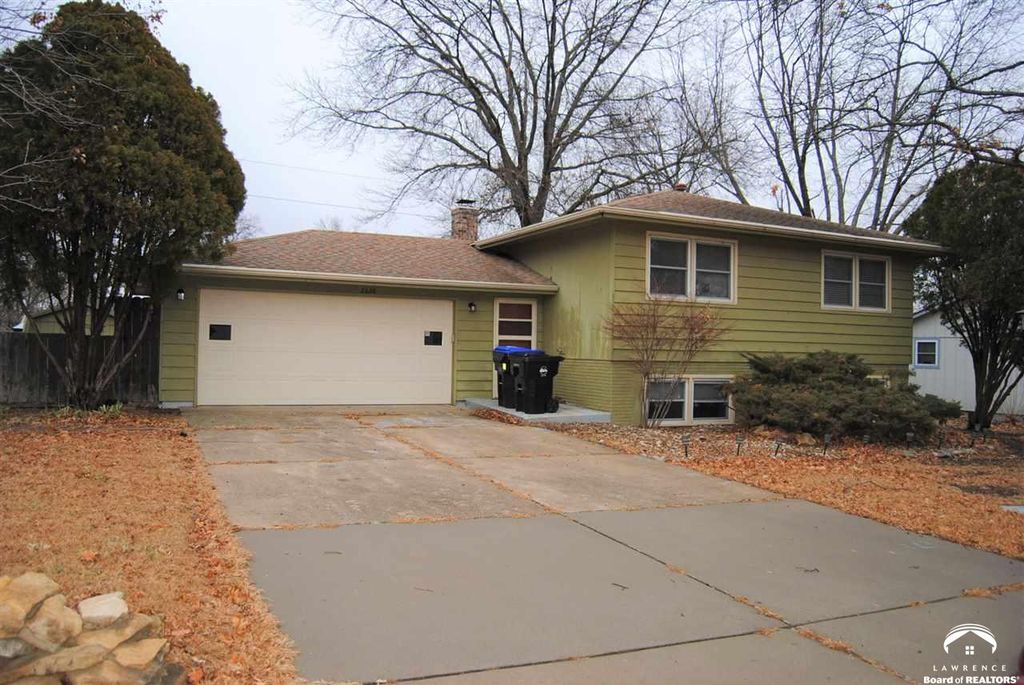 2626 SE 33rd Ter, Topeka, KS 66605 | Trulia