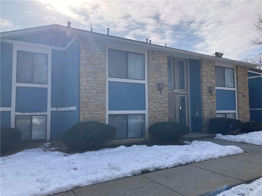 8143 Holmes Rd #202, Kansas City, MO 64131 | MLS# 2526549 | Trulia