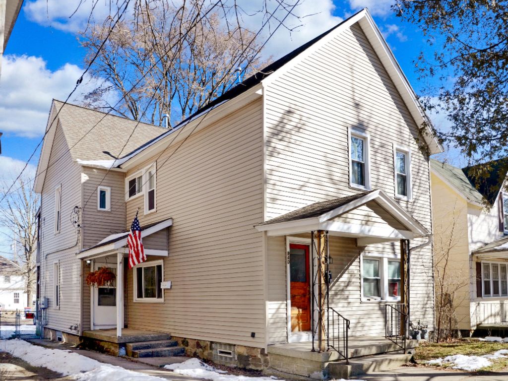 940 McReynolds Ave NW, Grand Rapids, MI 49504 | Trulia