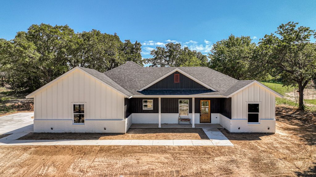 Lucas Three Quarter Loop, Poolville, TX 76487 | MLS# 21155071 - Trulia ...