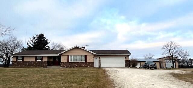 3488 State Highway 175, Slinger, WI 53086 - See Est. Value, Schools & More