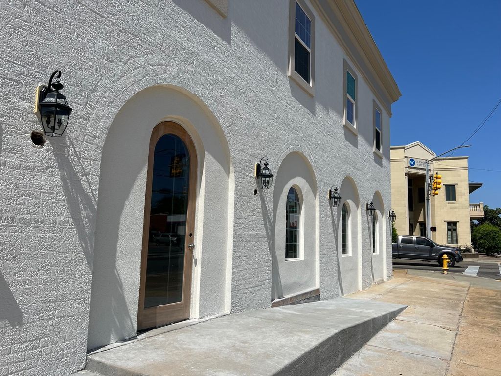 902 Howard Ave #2, Biloxi, MS 39530 - See Est. Value, Schools & More