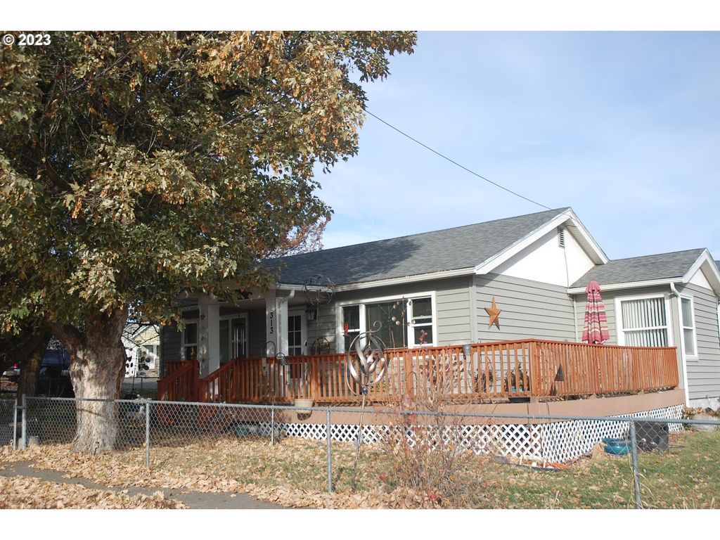 313 W Spring St, Condon, OR 97823 - See Est. Value, Schools & More