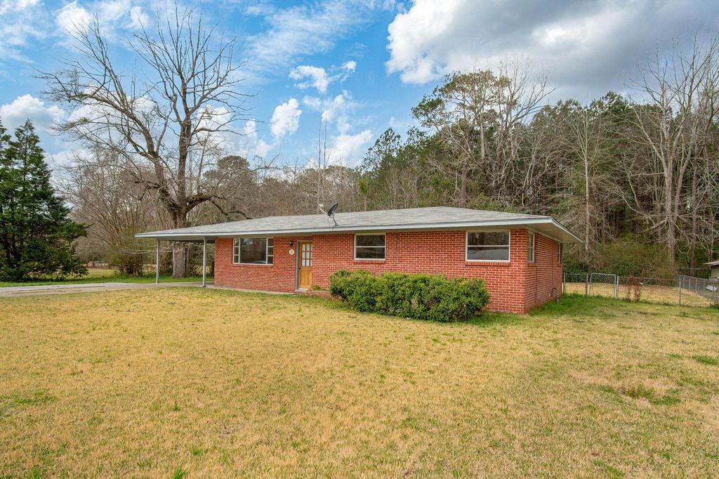 105 Miles St, Lumberton, MS 39455 | Trulia