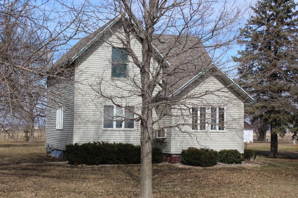 1985 215th St, Garner, IA 50438 - See Est. Value, Schools & More