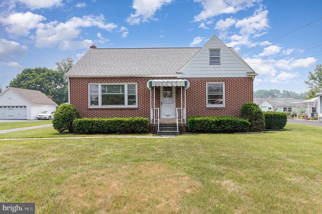 947 W Trindle Rd, Mechanicsburg, PA 17055 - See Est. Value, Schools & More