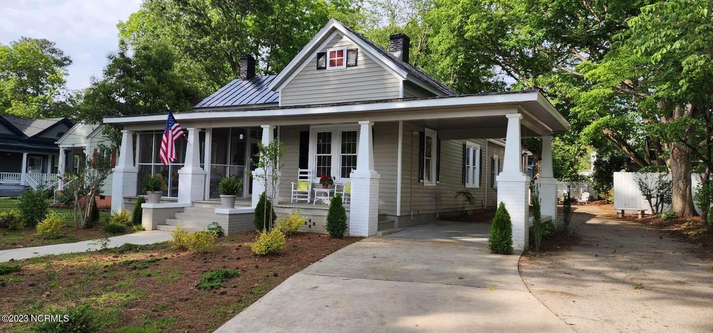 206 N Walnut Street, Spring Hope, NC 27882 - See Est. Value, Schools & More