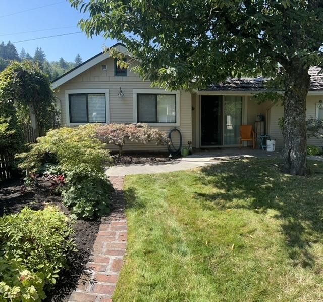 10425 E Riverside Dr, Bothell, WA 98011 - See Est. Value, Schools & More