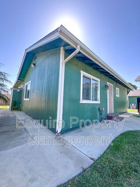 12738 W Telegraph Rd #C, Santa Paula, CA 93060 | Trulia