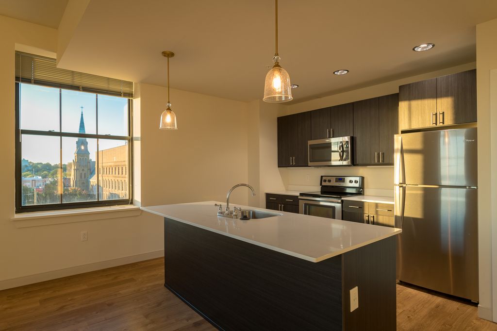 200 W 9th St #121104, Wilmington, DE 19801 - See Est. Value, Schools & More