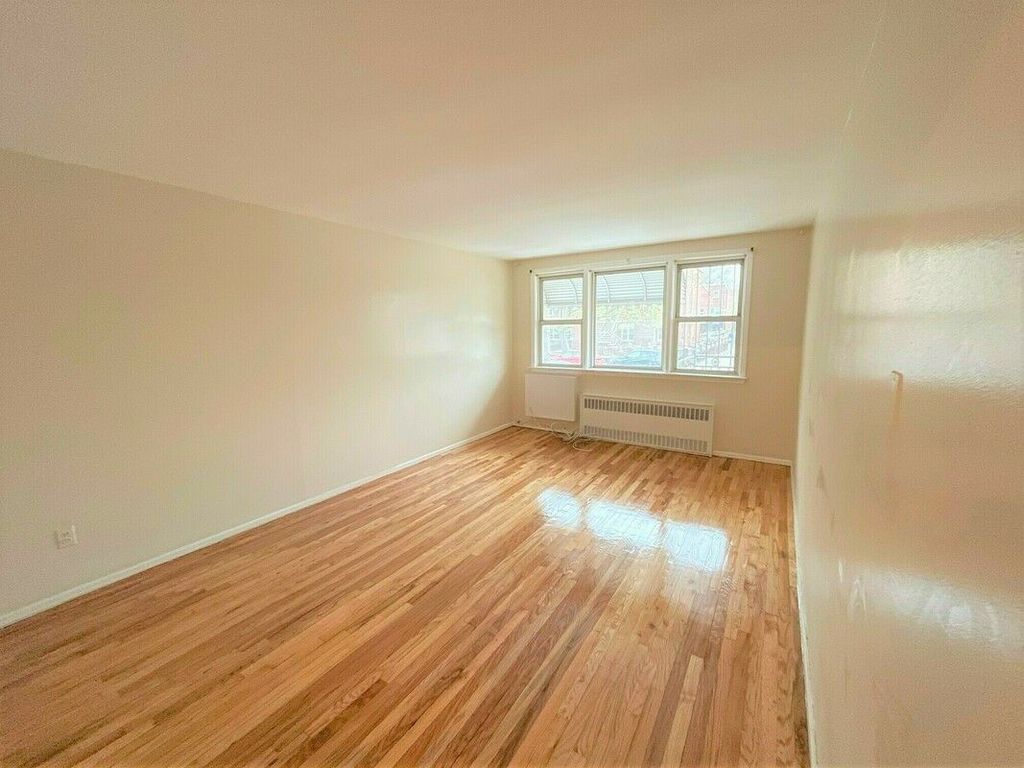 915 E 103rd St #1, Brooklyn, NY 11236 - See Est. Value, Schools & More