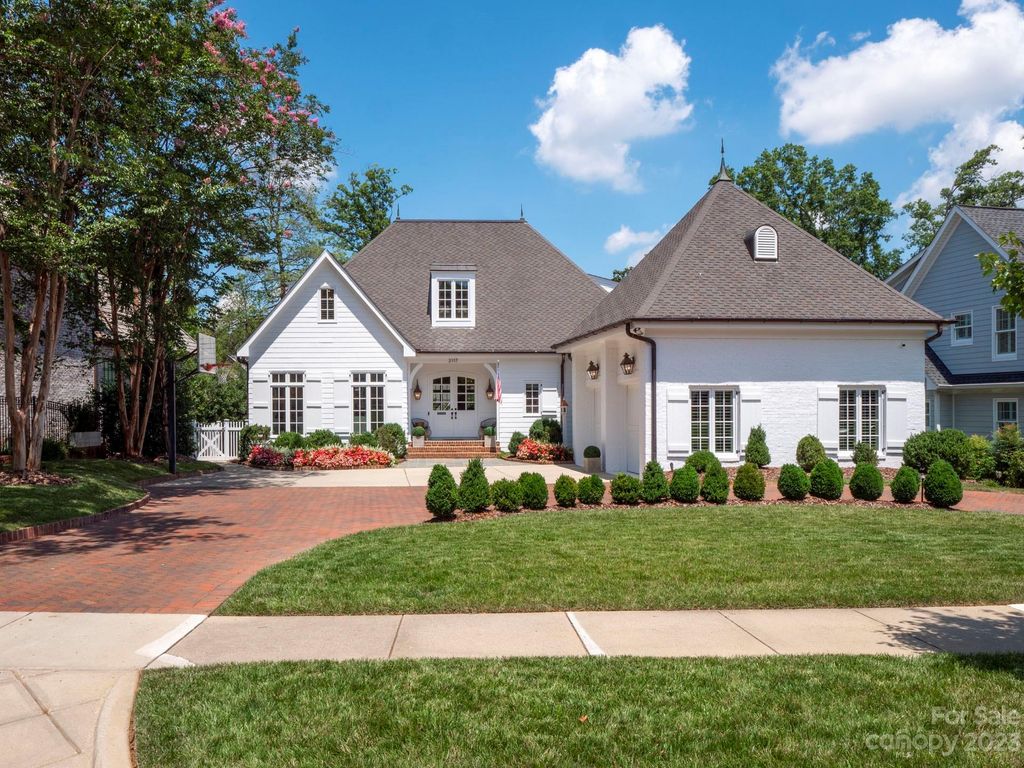 2117 Hastings Dr, Charlotte, NC 28207 - See Est. Value, Schools & More