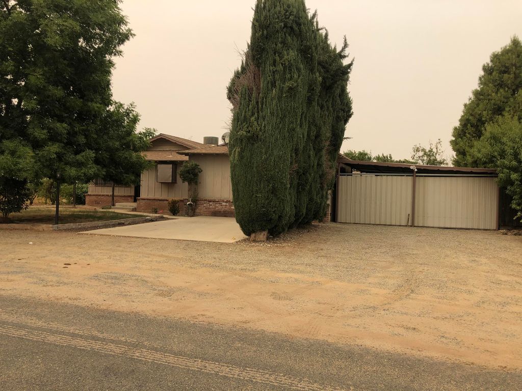 24918 Avenue 200, Strathmore, CA 93267 | Trulia