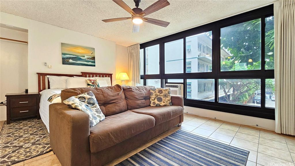 134 Kapahulu Ave #220, Honolulu, HI 96815 Condo for Sale | MLS# 202408095