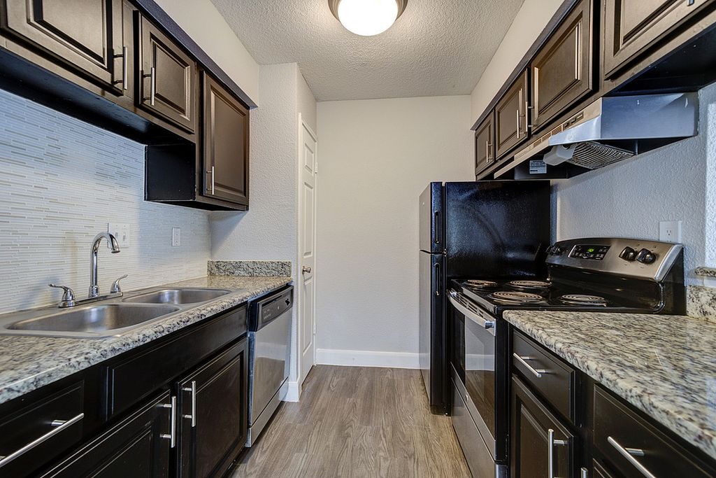 10925 Briar Forest Dr #6-1025, Houston, TX 77042 | Trulia