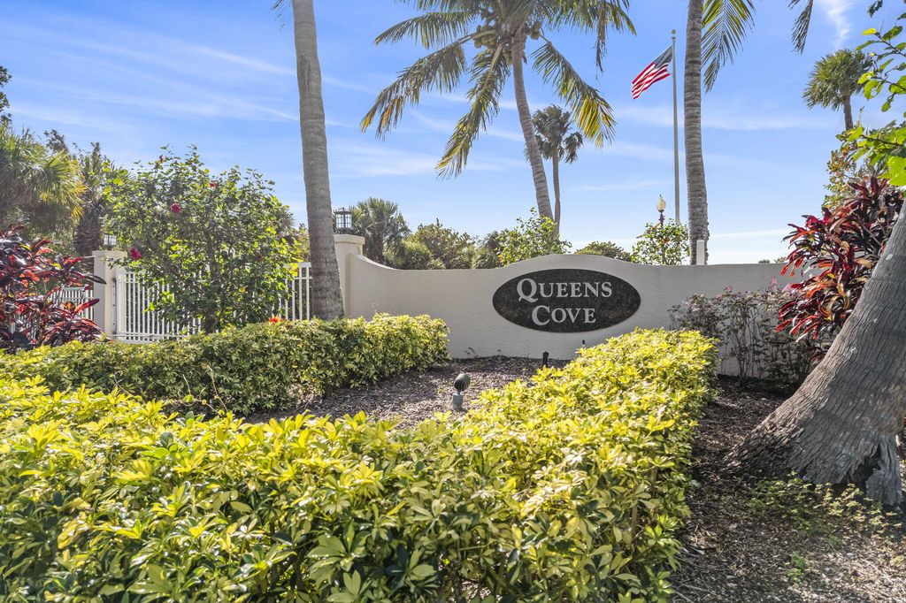 121 Queens Road, Fort Pierce, FL 34949 - See Est. Value, Schools & More