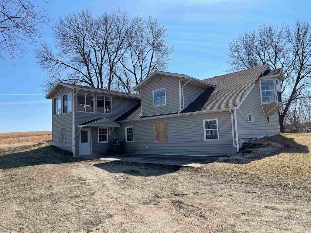 27498 290th St, Parkersburg, IA 50665 - See Estimated Value
