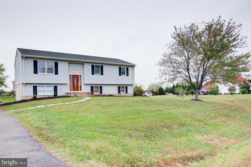 11353 Crest Ln S, Bealeton, VA 22712 - See Est. Value, Schools & More