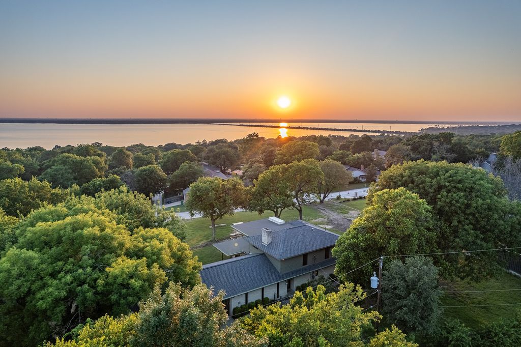 1301 S Alamo Rd, Rockwall, TX 75087 - See Est. Value, Schools & More